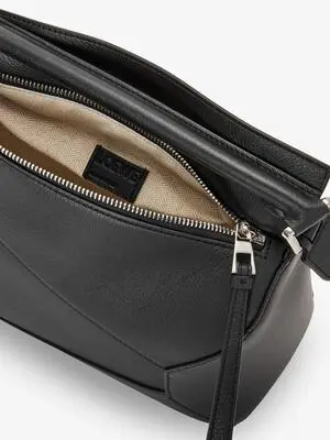 Loewe Puzzle Edge Leather Handbag With Engraved Anagram Logo - Black