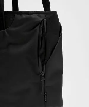 Lululemon Daily Dispatch Tote Bag 16l - Black