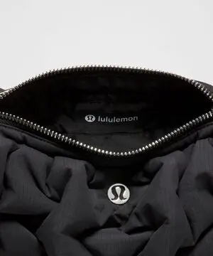 Lululemon Quilty Puff Small Crossbody Bag 2.4l
