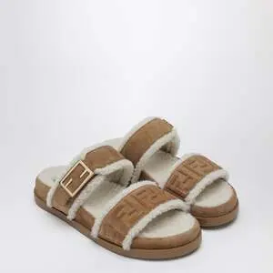 Fendi Slide Feel In Bronze Suede And Shearling