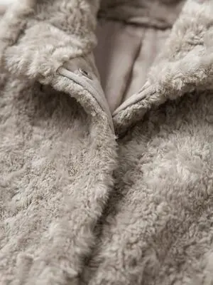 Brunello Cucinelli Short Sheepskin Coat - Cream