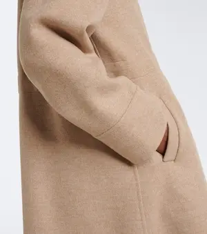 Eleventy Hooded Wool And Cashmere Coat