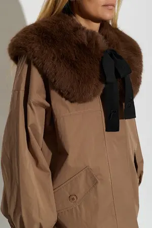 Baum Und Pferdgarten Lovina" Faux Fur Collar