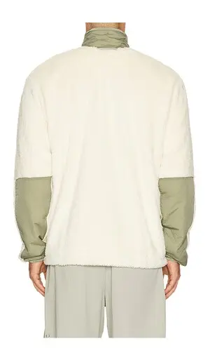 On Ascent Fleece Jacket In Cream