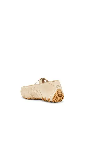 ADIDAS ORIGINALS Ghost Sprint Ballet Sneakers In Nude - Magic Beige
