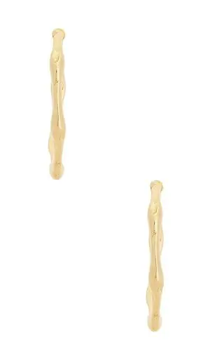 Ettika Classical Wave Hoops In Metallic
