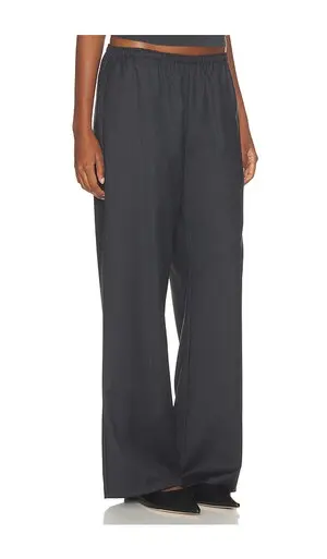 VIR VITA Joanna Wool Trouser In Black