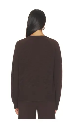 STITCHES & STRIPES Devoe V-neck In Brown