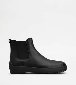 TOD'S Winter Gommino Chelsea Boots In Leather - Black