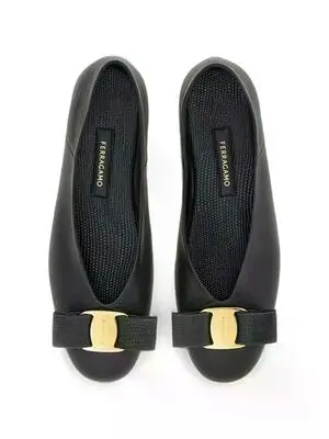 FERRAGAMO Vara Bow-detail Ballet Flats - Black