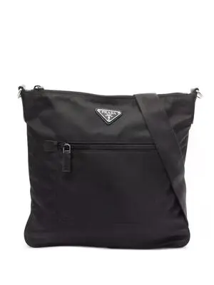 Prada 2010s Logo-plaque Shoulder Bag - Black