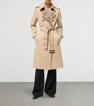 Burberry Gabardine Lakefield Trench Coat