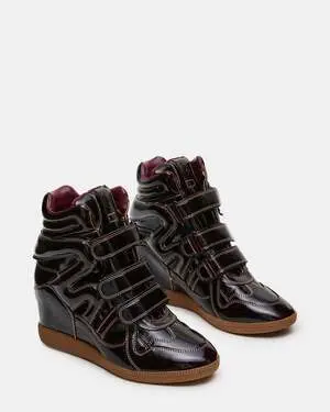Steve Madden Mavis Sneaker & Scoop Bag Bundle