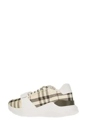 Burberry Shoes Sneakers - Multicolor