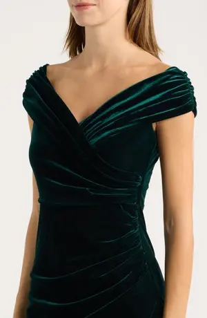 Vince Camuto Draped Off The Shoulder Velvet Sheath Gown
