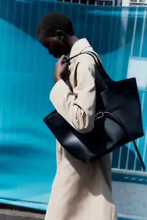 LIFFNER Belted Tote - Black