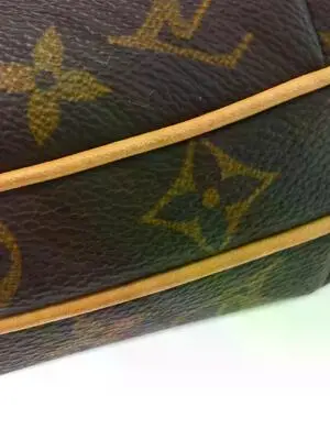 LOUIS VUITTON 2002 Pm Monogram Croissant Shoulder Bag
