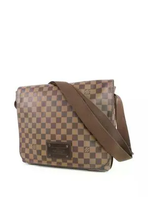 LOUIS VUITTON Mm Brooklyn Damier Ebene Canvas Messenger Bag