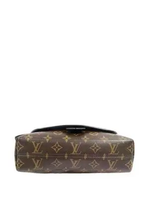 LOUIS VUITTON Monogram Macassar Magnetic Messenger Bag