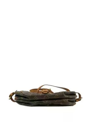 LOUIS VUITTON 30 Saumur Monogram Shoulder Bag