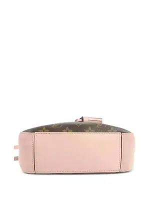LOUIS VUITTON Saintonge Monogram Cross Body Bag - Brown
