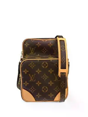 LOUIS VUITTON 2006 Amazon Monogram Messenger Bag