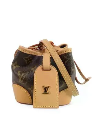 LOUIS VUITTON Noé Monogram Bucket Bag
