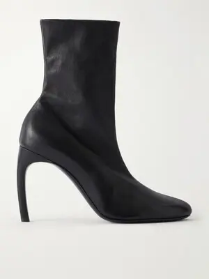 Victoria Beckham Harlow Distressed Leather Ankle Boots - Black