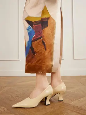 Khaite Colleen 75 Leather Pumps - Neutrals