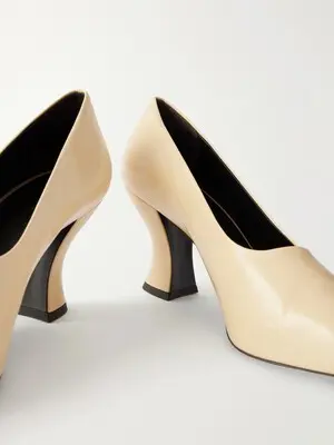 Khaite Colleen 75 Leather Pumps - Neutrals