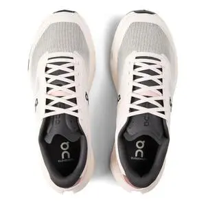 On Meshpanel Running Shoes