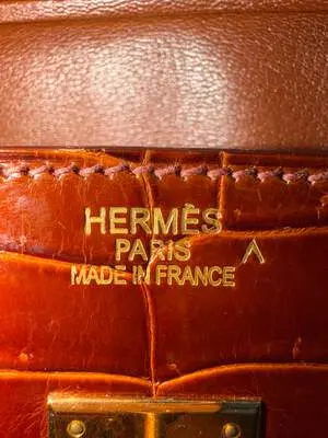 Hermès Miel Shiny Porosus Crocodile Birkin 35 Ghw