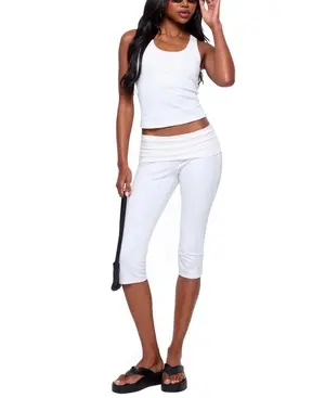 EDIKTED Ailsa Ribbed Built In Bra Tank Top