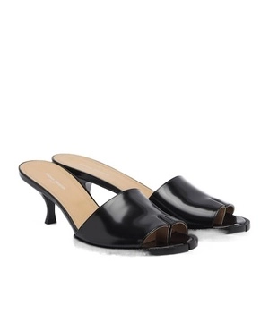 MAISON MARGIELA Tabi Leather Mules - Black