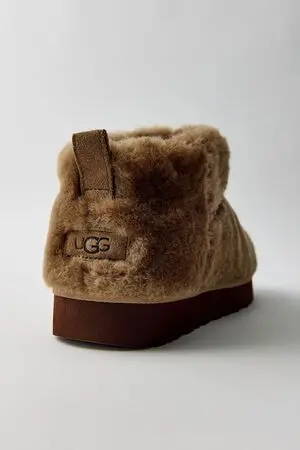 UGG Classic Fluffed Ultra Mini Boots