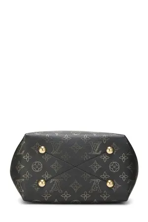 LOUIS VUITTON Monogram Mahina Bella Bucket Bag