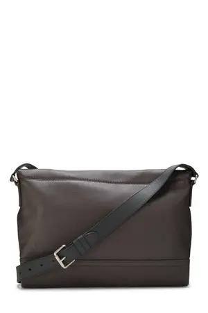LOUIS VUITTON Utah Leather Canyon Messenger