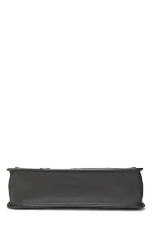 LOUIS VUITTON Taiga Anton Briefcase