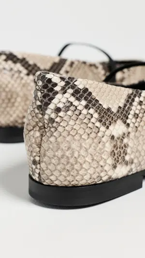 MARGAUX LONNBERG The Phoebe Flats