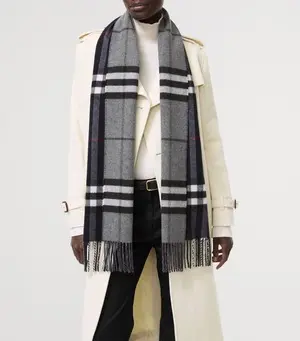 Burberry Cashmere Reversible Check Scarf - Grey