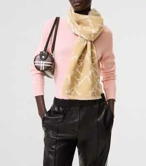 Burberry Wool Belt Logo Scarf