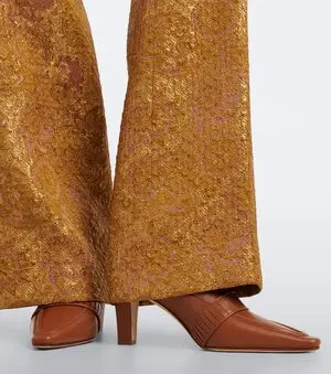Manolo Blahnik Mindita Leather Pumps
