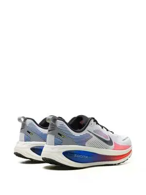 Nike Vomero 18 Sneakers - White