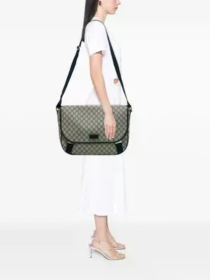 Gucci 2016-2026 Gg Supreme Messenger Bag Crossbody Bag - Neutrals