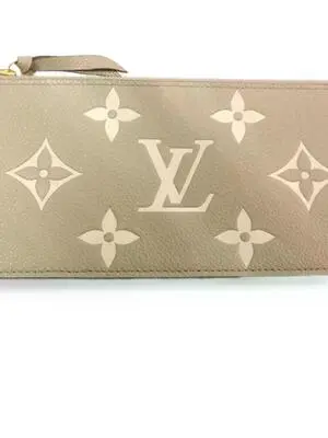 LOUIS VUITTON Felicie Chain Clutch Bag