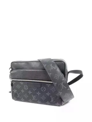 LOUIS VUITTON Outdoor Monogram Eclipse Messenger Bag - Black