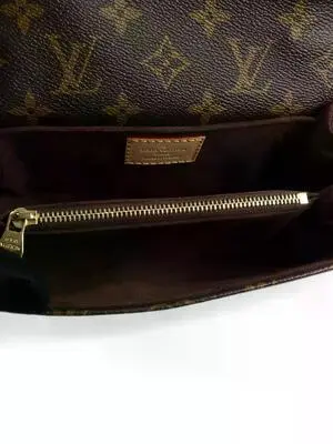 LOUIS VUITTON Pochette Metis Monogram Tote Bag