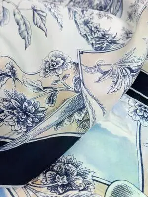 FERRAGAMO Floral-motif Scarf