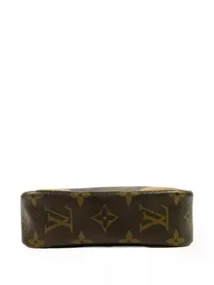 LOUIS VUITTON Danube Monogram Canvas Messenger Bag