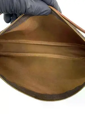 LOUIS VUITTON 1998 Monogram Pochette Accessoires Shoulder Bag